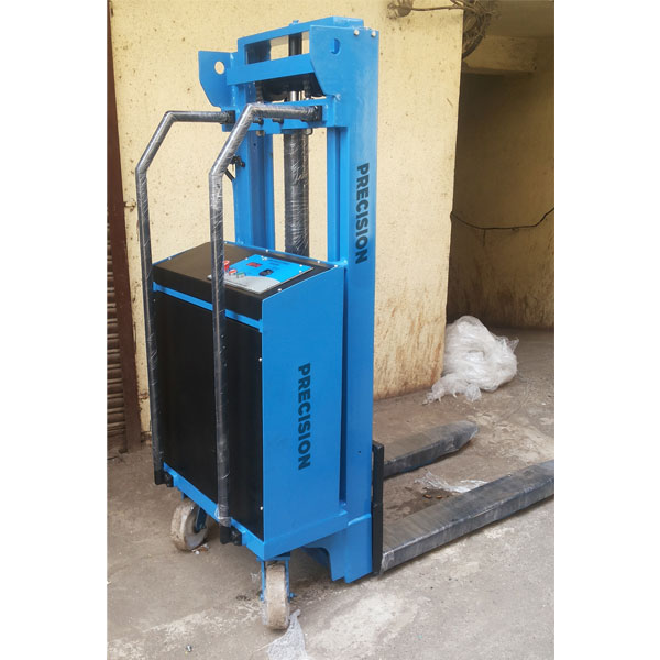 Hydraulic Bag Stacker manufacturer, supplier and exporter in Mumbai, India